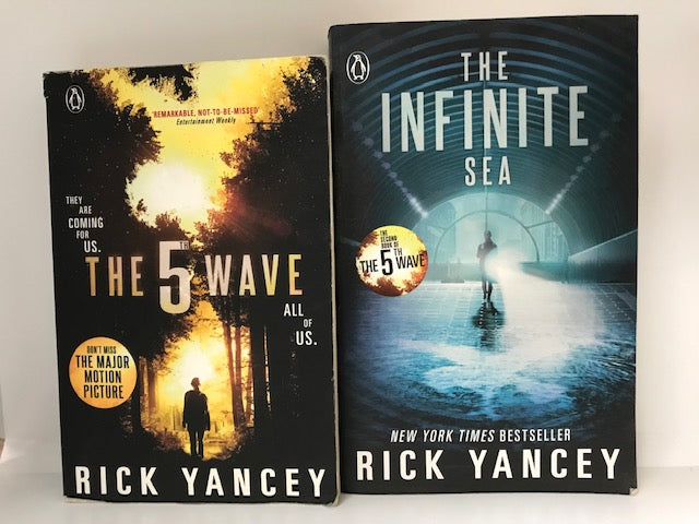 Book 1 & 2 from Rick Yancey: The 5th Wave and The Infinite Sea - T's ...