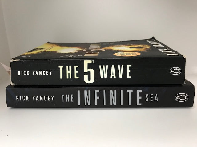 Book 1 & 2 from Rick Yancey: The 5th Wave and The Infinite Sea - T's ...